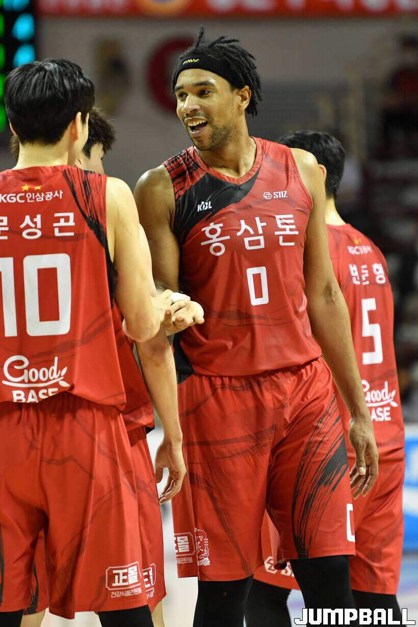 中 언론 "설린저, KBL 복귀 예정" 보도…그러나 "극도로 게을러" 비판 목소리도 담겨 - MANIA