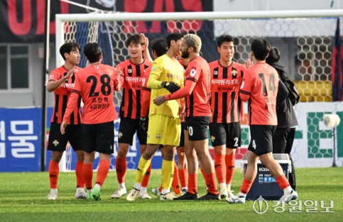 좁혀져 가는 ACL 진출 향방…강원FC, ACLE‧ACL2 중 어디로 가나