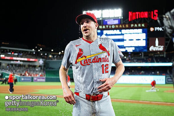 KBO 출신 에릭페디 결국 애틀랜타행 - MANIA