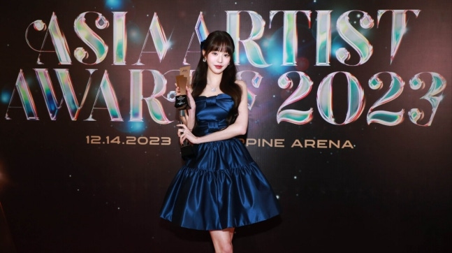 장원영, 'AAA 2024' MC 4년 연속 발탁…"못 하는 걸 못 하네" | 네이트 판