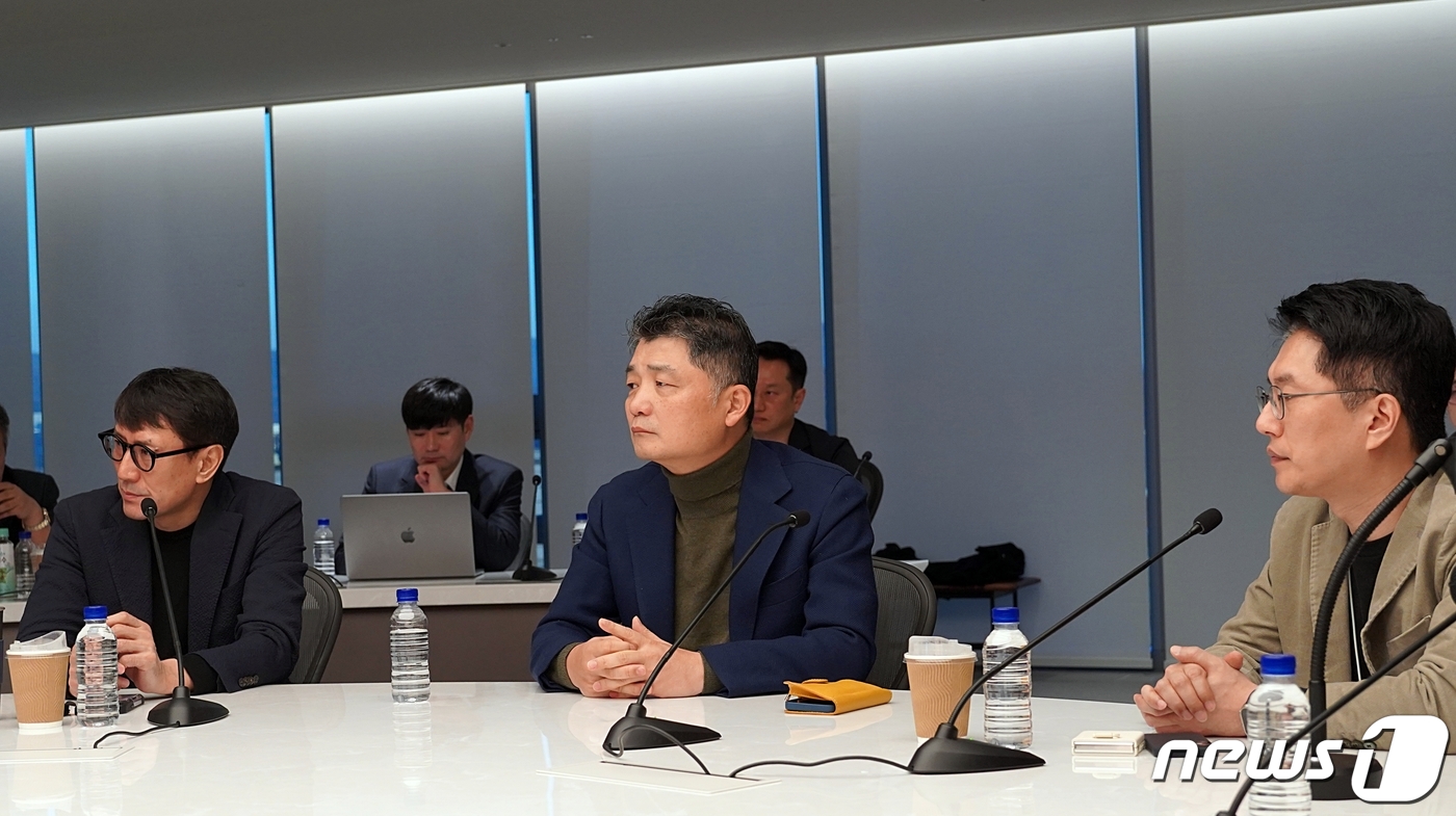 'SM엔터 시세조종' 김범수 구속기로…법원, 22일 영장심사 - DVDPrime